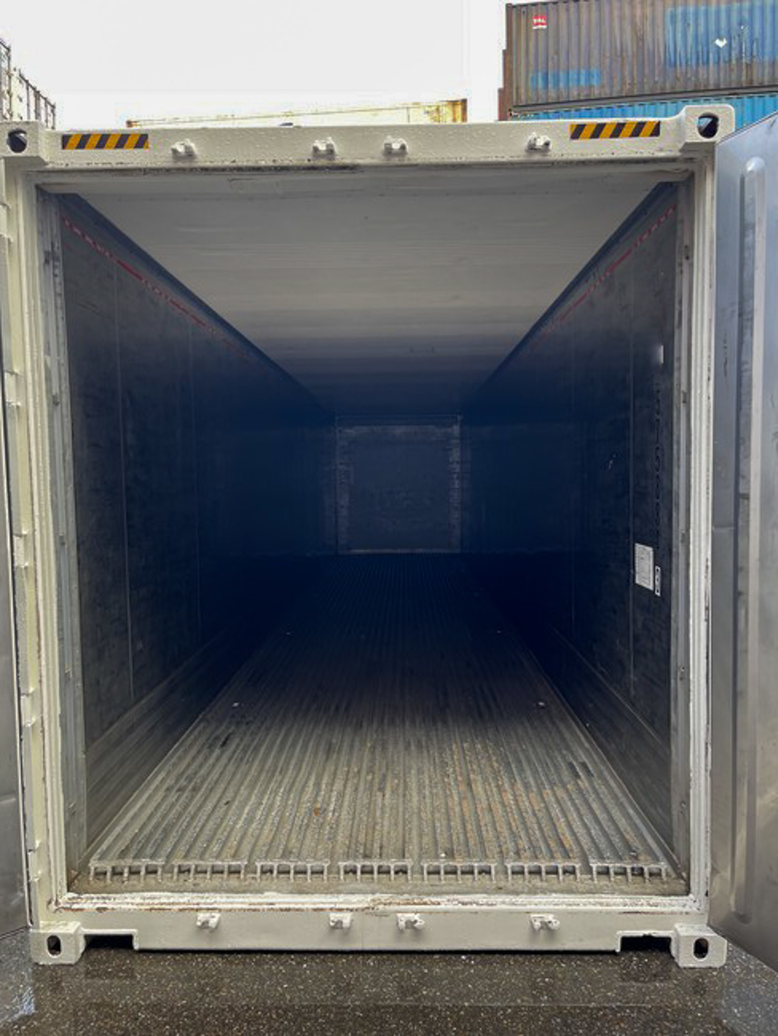 Lodní kontejner 40'HCRF RAL 9010 | Containers Store