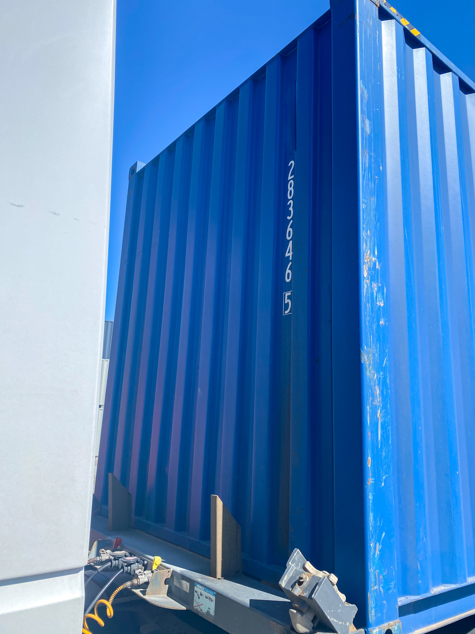 Lodný kontajner 40'HC IICL RAL 5010 | Containers Store